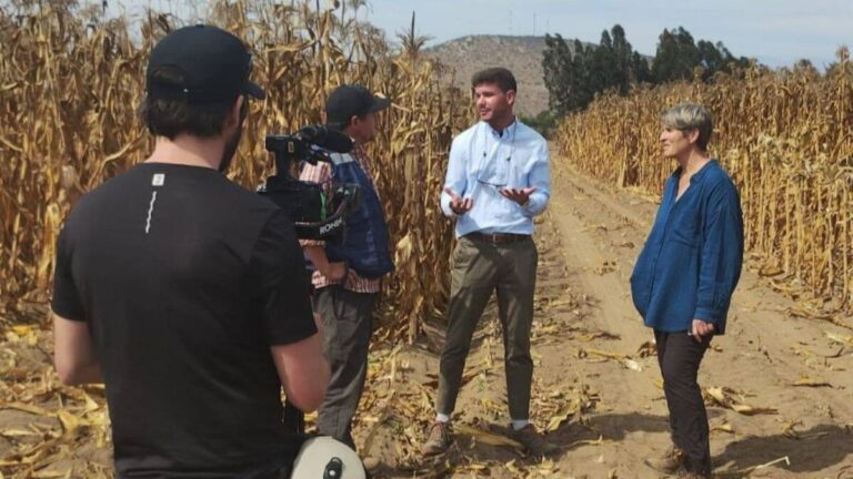 Serie documental europea graba reportaje sobre proyecto del HUB Ambiental UPLA – Cuech